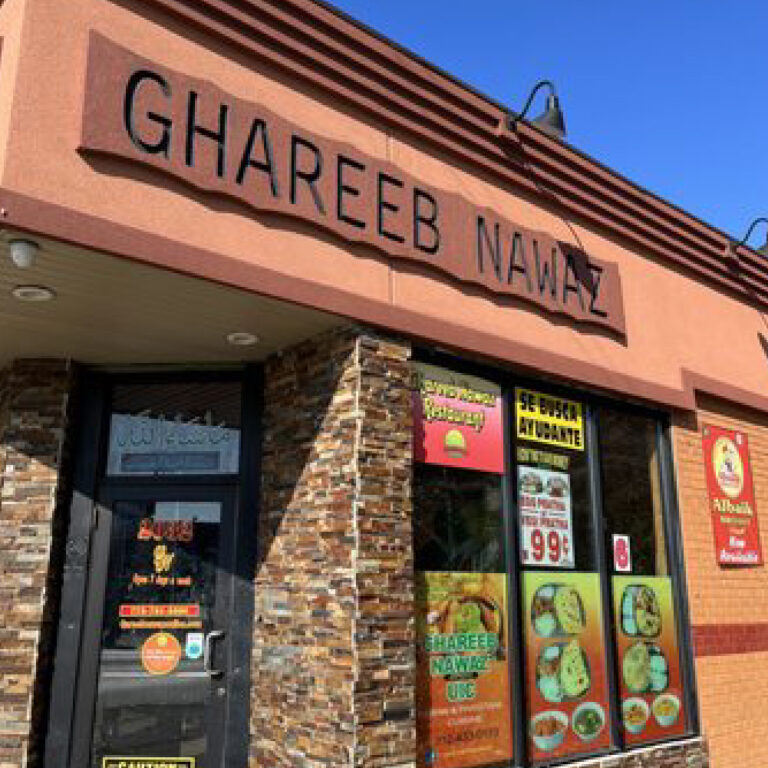 Best Late-Night Eats Places in Chicago: After-Hours Spots for Food Lovers